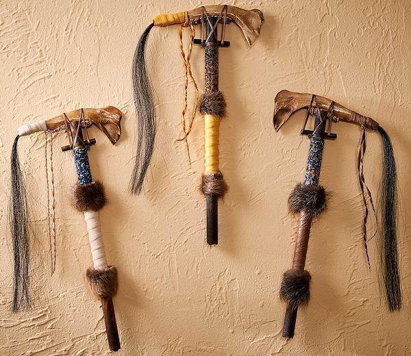 Deer Creek Tomahawk Wall Decor – Wild Wings